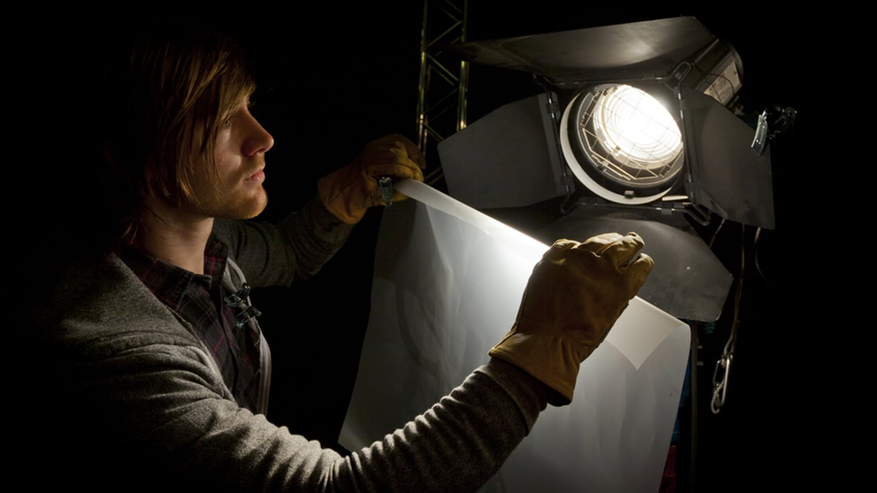 The one simple secret of lighting a face