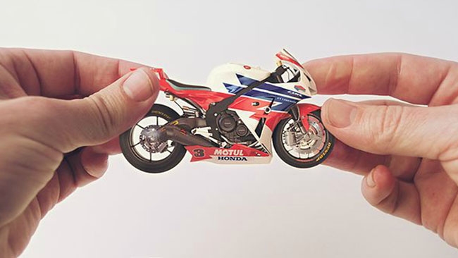 Honda "Hands" Ad squeezes 65 years into 2 minutes