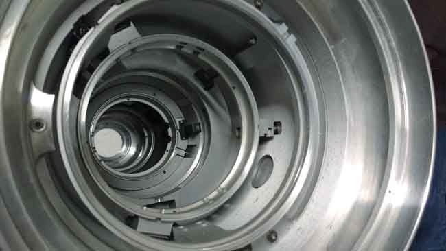 This is why true zoom lenses are incredibly complex to build