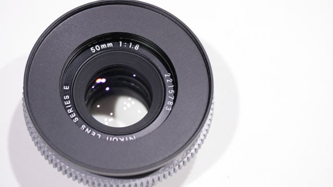 Why fast lenses are difficult to make