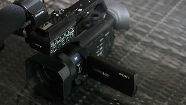 New Sony X70 - a 20 megapixel 4K-upgradable XDCAM. Our first hands-on ...