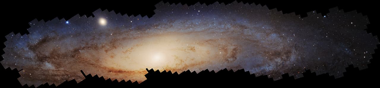 Massive 2500 megapixel photomosaic of Andromeda assembled from 600 ...